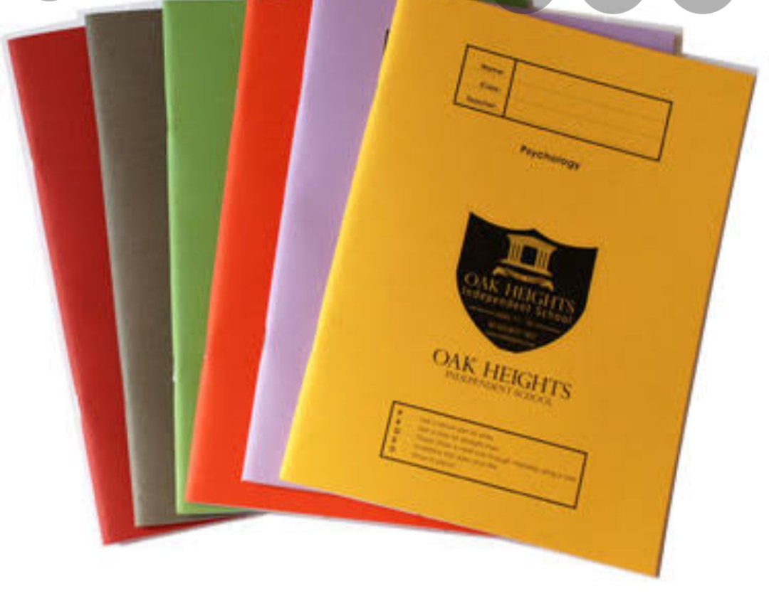 Machine à relier de cahier d'exercices à deux fonctions pour les ...